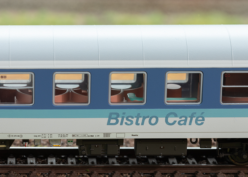 InterRegio Passenger Car Set | Maerklin US
