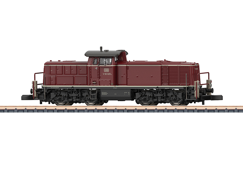 Class V 90 Diesel Hydraulic General-Purpose Locomotive | Maerklin US