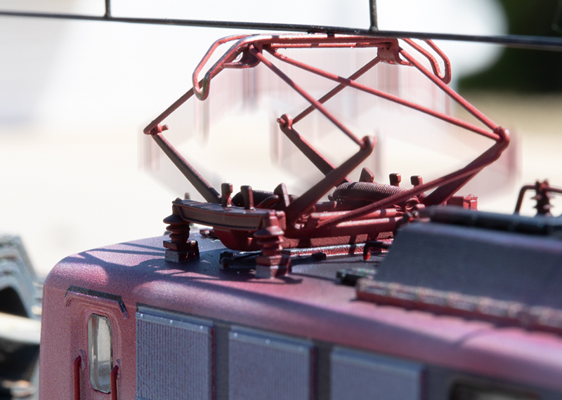 Class 140 Electric Locomotive | Maerklin US