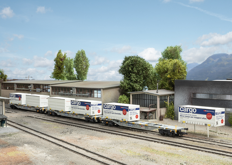 SBB Cargo Container Flat Car Set | Märklin