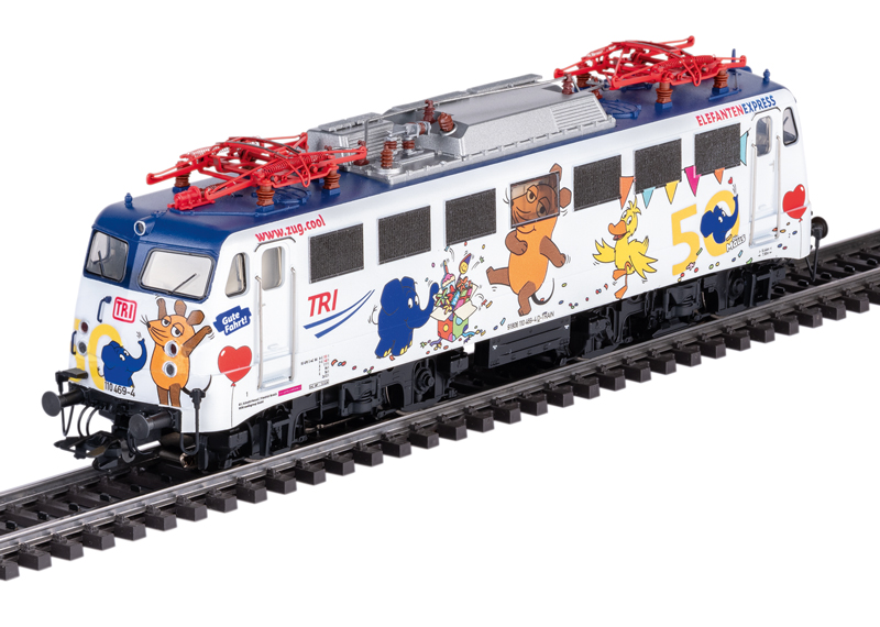 Class 110 Electric Locomotive | Maerklin US