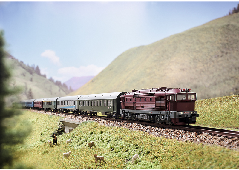 Class T 478.3 Diesel Locomotive | Märklin