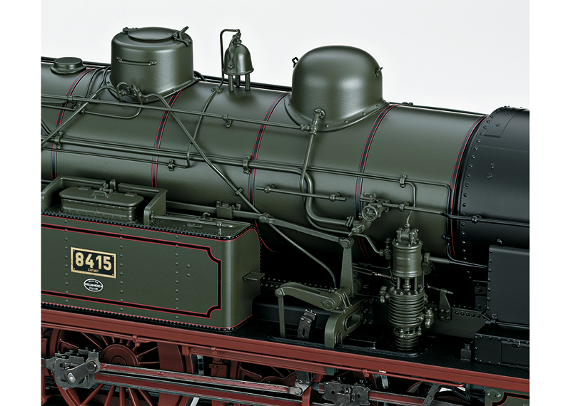 Class T18 Steam Tank Locomotive | Maerklin US