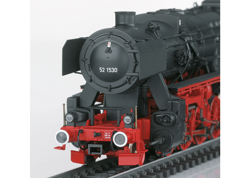 Class 52 Steam Locomotive | Märklin