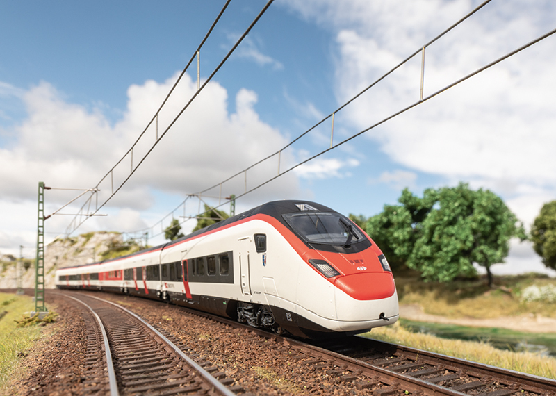 Hochgeschwindigkeits-Triebzug RABe 501 Giruno | Trix Websites