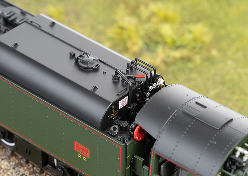 Class 141.R. Steam Locomotive, Road Number 1244 | Märklin Website DE